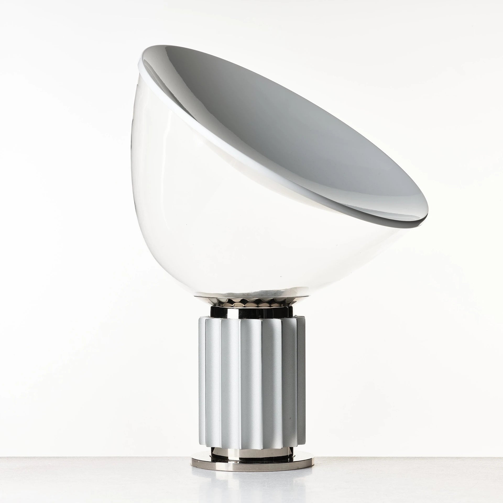 Orison Table Lamp | Parabolic Luxury Light | Interior Moderna